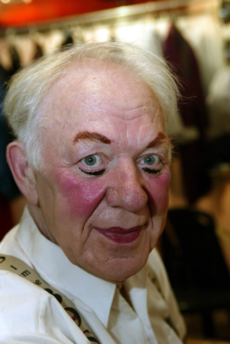 Lees terug: reportage over wereldberoemde clown Oleg Popov - EW