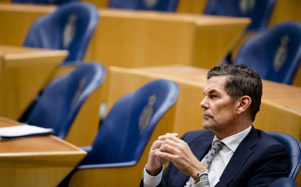 Vertrek uit de politiek: wie gaan er allemaal weg? - EW