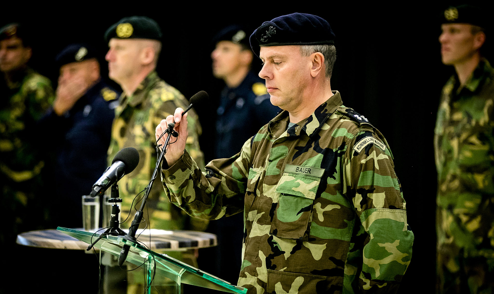 Meeste fracties blijven weg bij opvolger Middendorp - EW