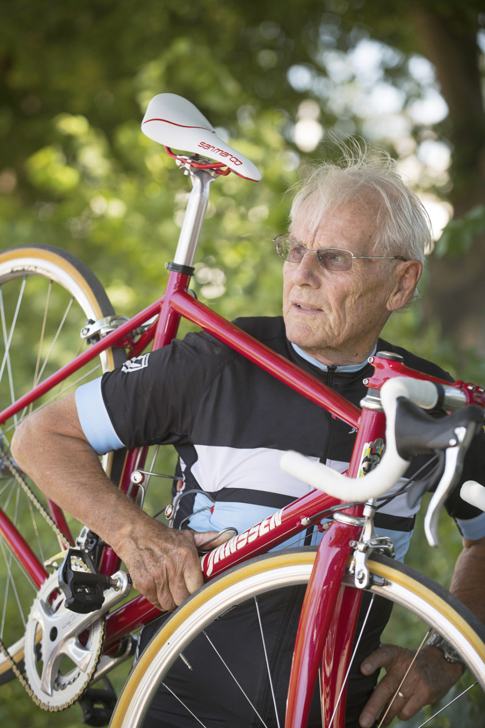 Jan Janssen: ‘Ik ben altijd maniak van de fiets geweest’ - EWmagazine.nl
