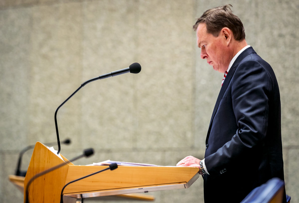 Bruins zwaar onder vuur om failliete ziekenhuizen - EWweekblad