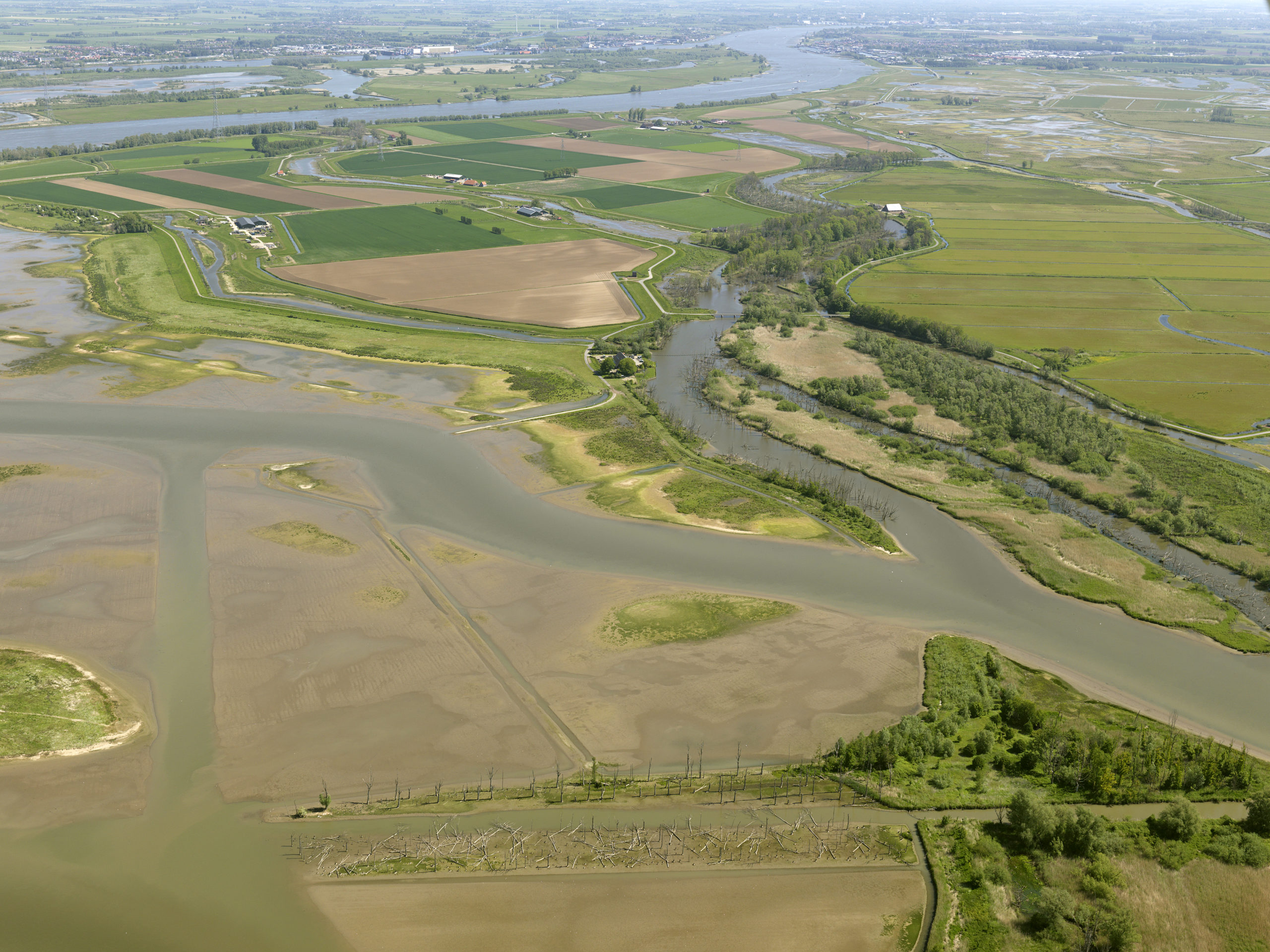 Nieuwe waterbronnen nodig door droogte en bevolkingsgroei - EW