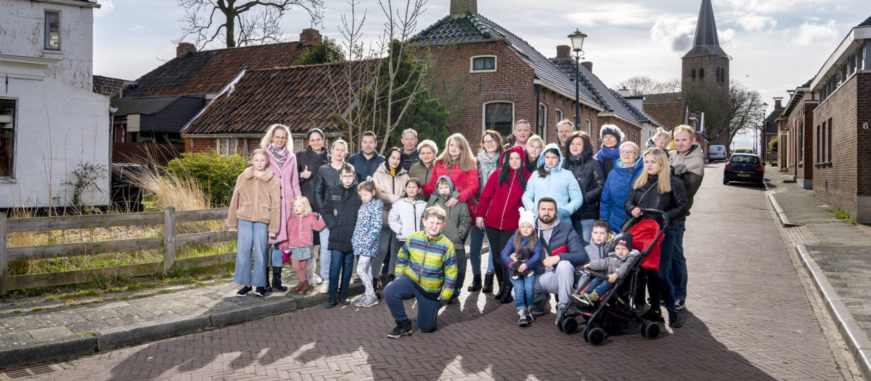 Hoe de Oekraïense ontheemden het hulp-gen van Warffum aanboorden - EW