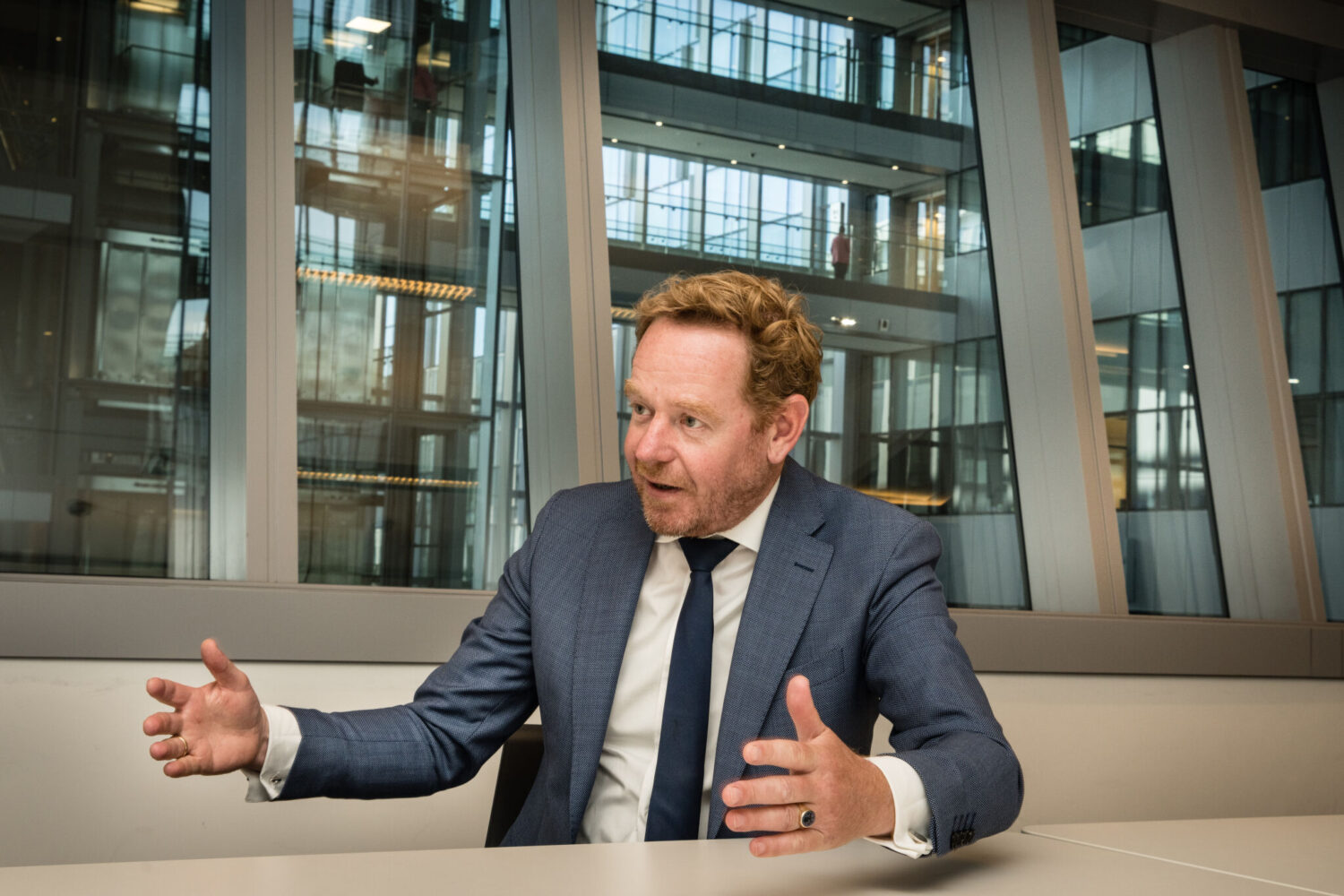 Dit zijn de zware klussen voor minister David van Weel - EW