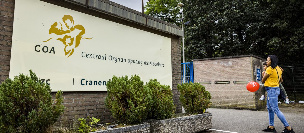 Wat kost de opvang van asielzoekers de samenleving? - EW