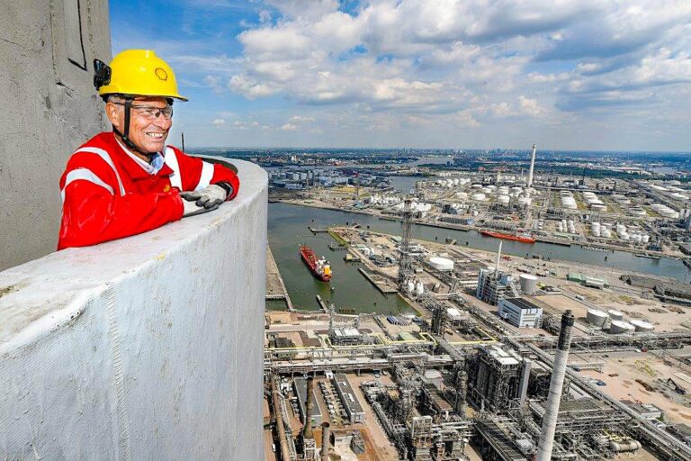 Het groene Shell: de grootste investeerder in duurzaam Nederland - EW