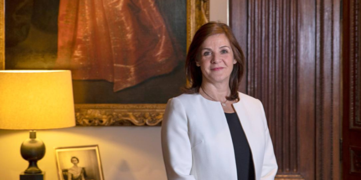 Joanna Roper: ‘Rechtspraak is voor Poetin bedreigend’ - EW