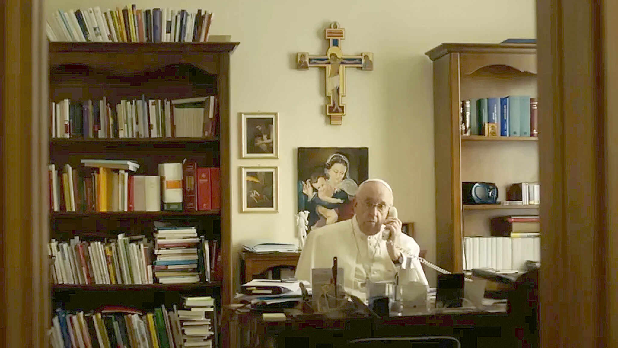 Paus Franciscus toont twee gezichten - EW