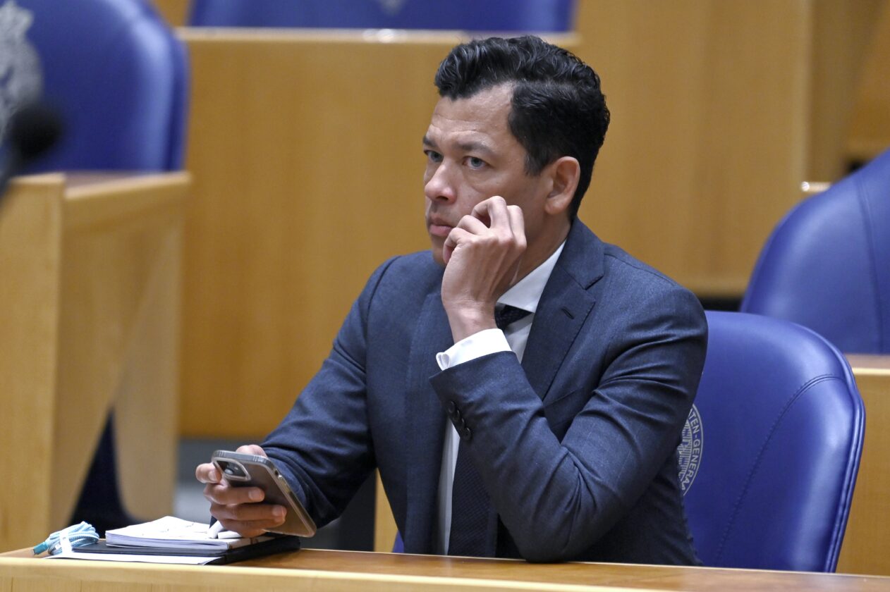 Vertrek uit de politiek: wie gaan er allemaal weg? - EW