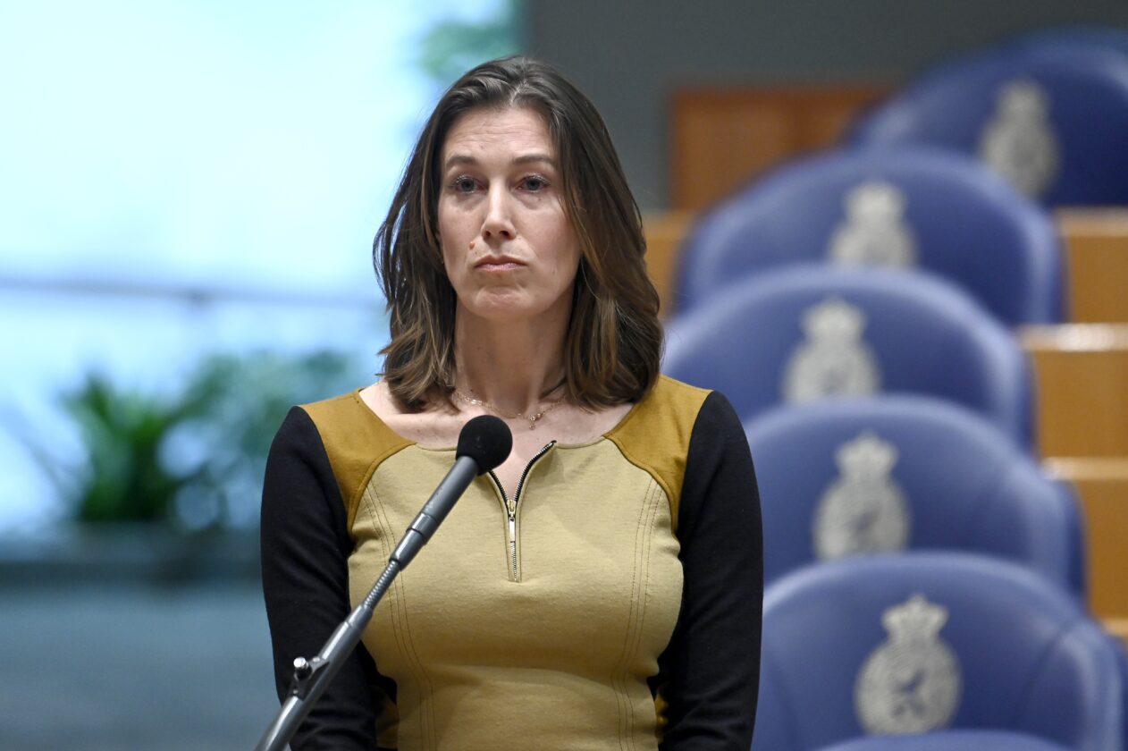 Vertrek uit de politiek: wie gaan er allemaal weg? - EW