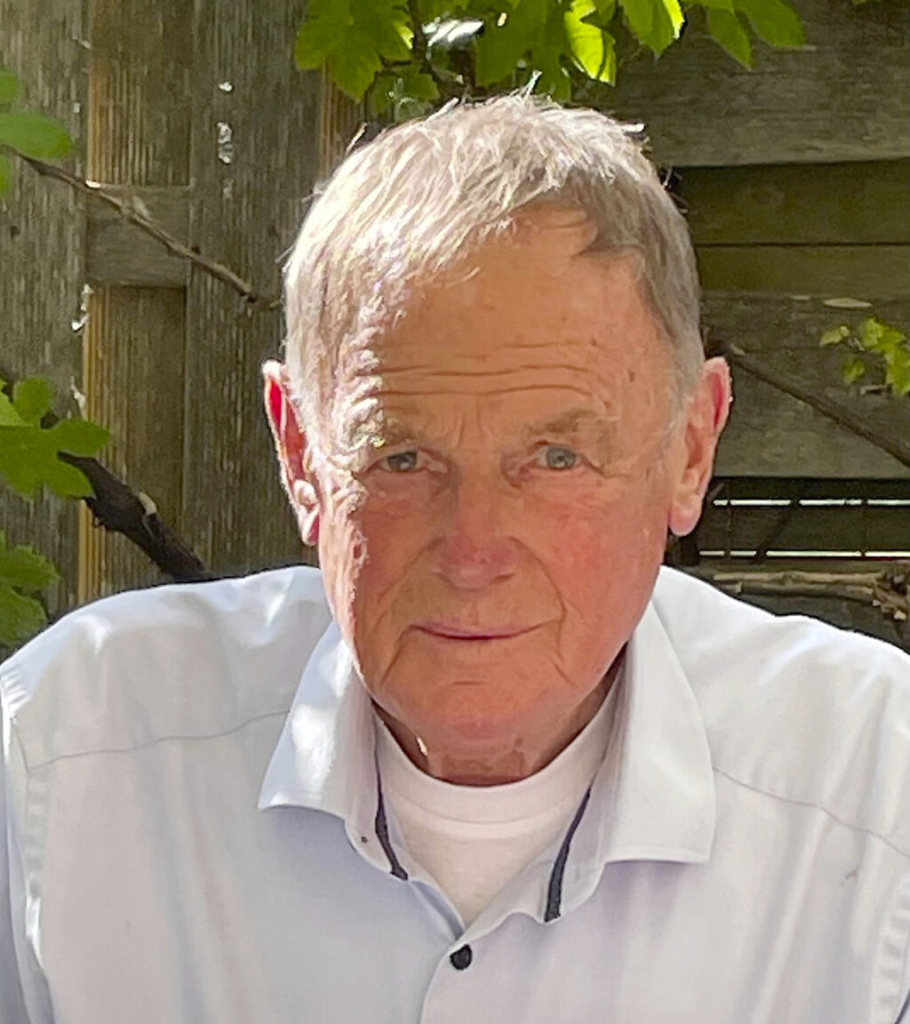 Bert Bommels (1939-2024): Met de pijp in de mond op het grote nieuws af ...