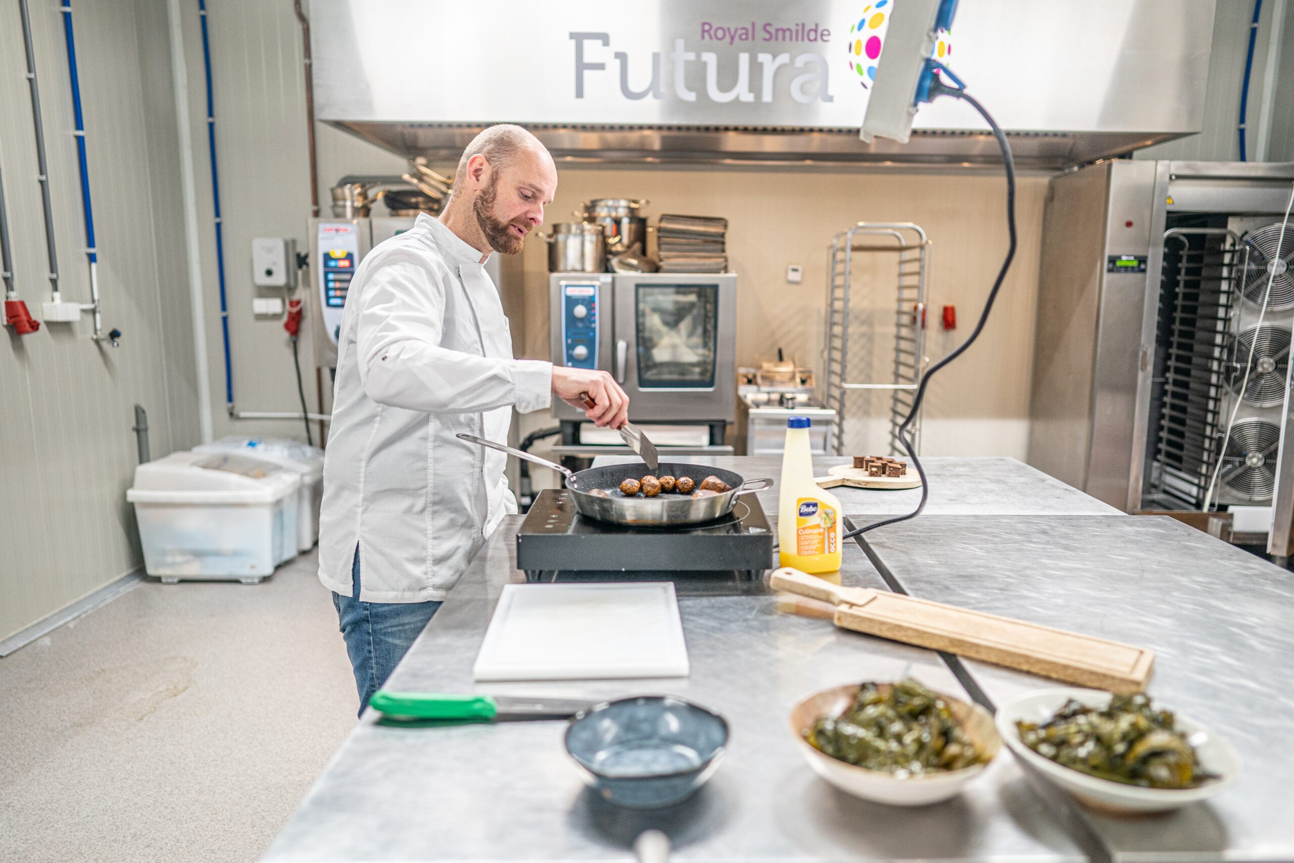 De plantaardige opmars stokt. Is hybride of kweekvlees een alternatief ...