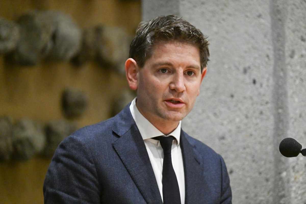 Jan Paternotte: ‘Stop met het idee dat we vrienden zijn met China’ - EW