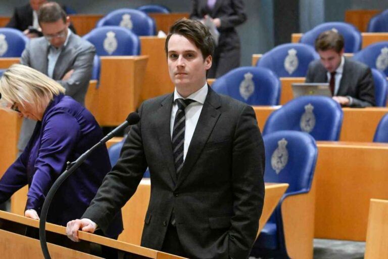 Hoe de PVV-fractie opereert in de schaduw van Geert - EW